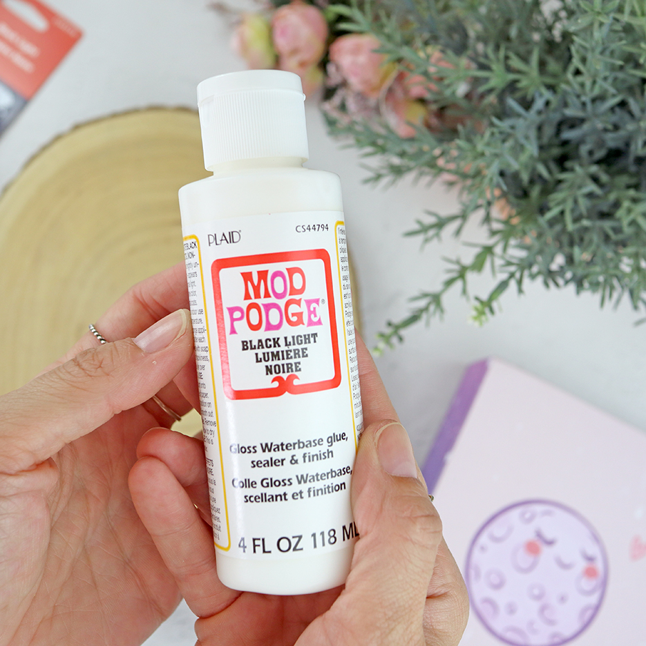 Mod Podge Black Light | RitaRita
